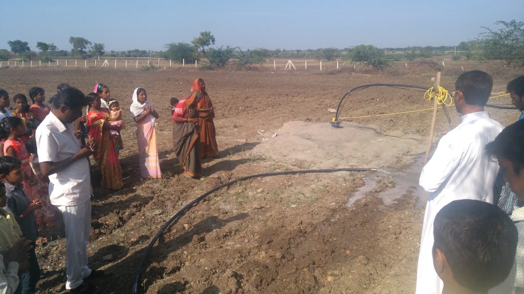 Karadi, India: grazie per il pozzo | Gruppo India